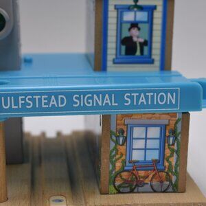 Thomas & Friends | Toys | Ulfstead Signal Station W Lights Sounds ...